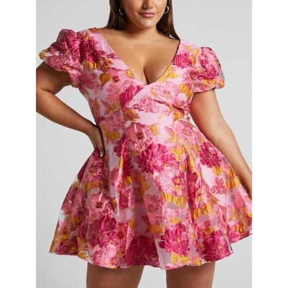 Brailey Dress In Pink Floral